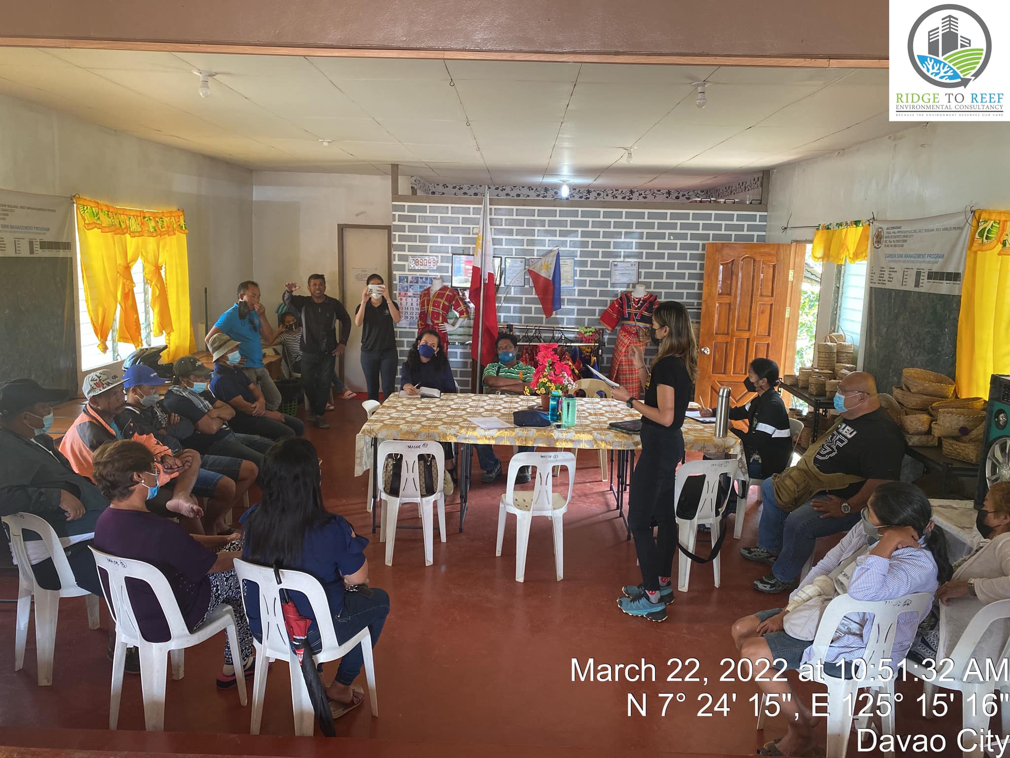 R2R Team meets with IP farmers and Tribal Elders of Matigsalug Assn of ...