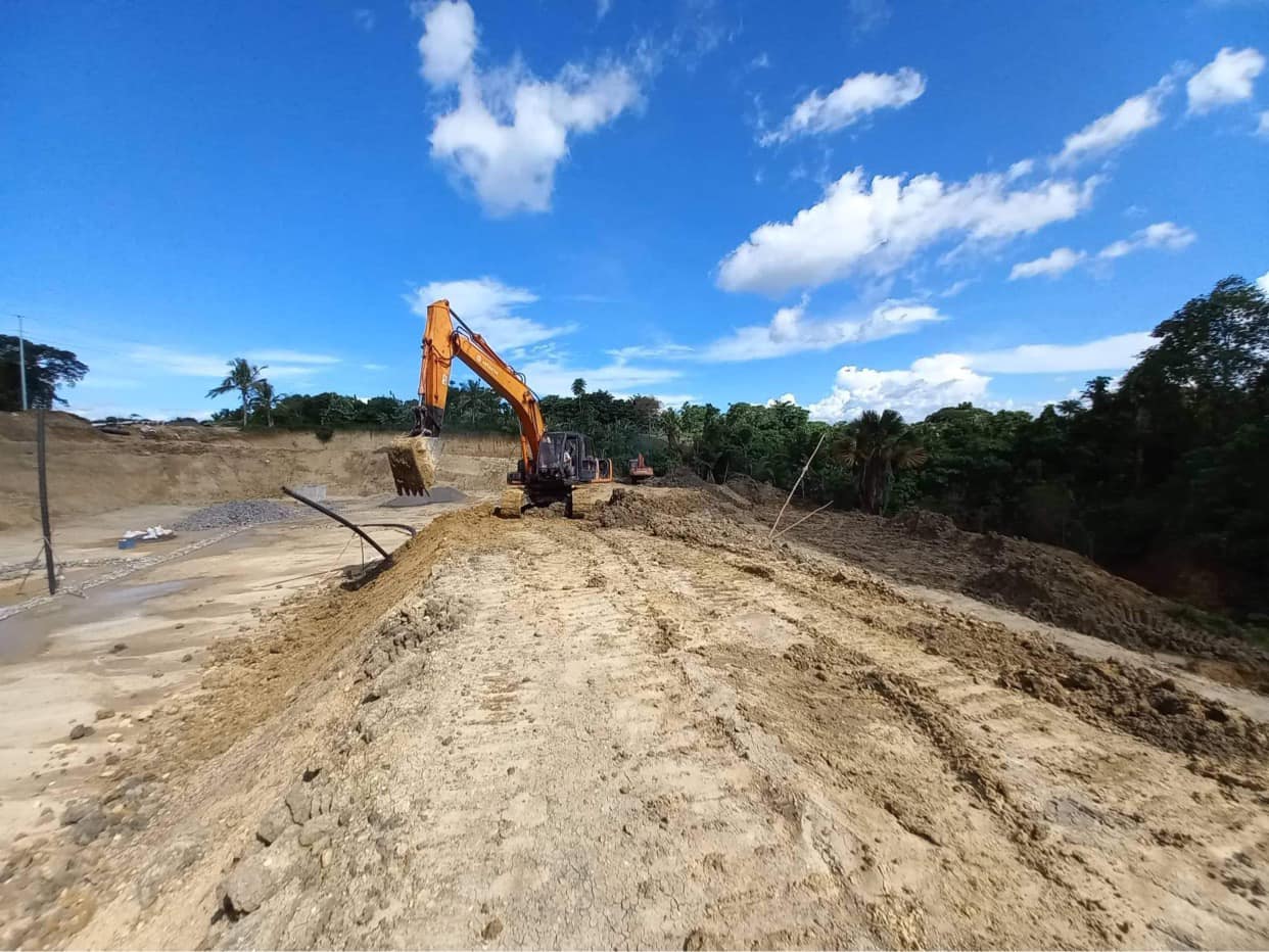 R2R Project Team is doing the earthworks construction zone